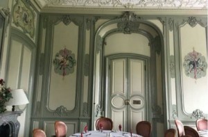 Historic Landmark Esher Place House under threat of destruction and ...